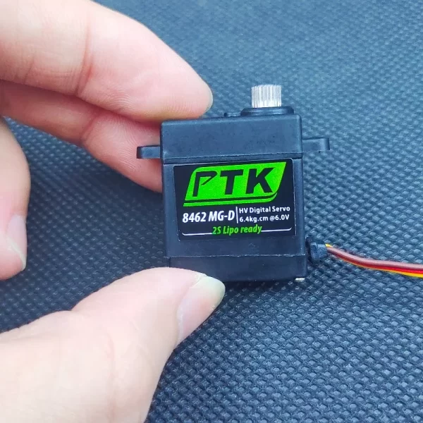 "PTK & VOTIK 8462 MG-D Servo" - Test et Avis